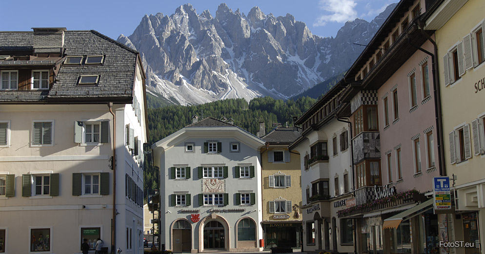 Innichen in Südtirol - Alle Infos für Ihren Urlaub - Dolomiten